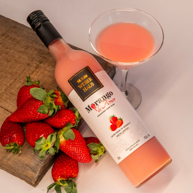 Licor Morango do Amor Weber Haus 750ml